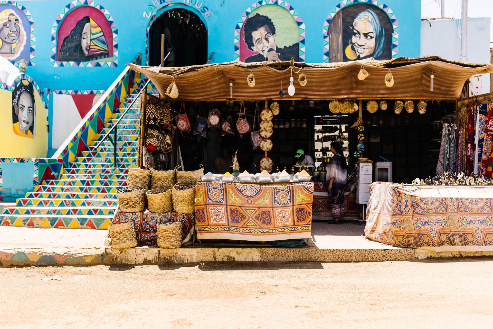 Guide to the Nubian Villages: A Vibrant Gem in Aswan, Egypt - Momma ...
